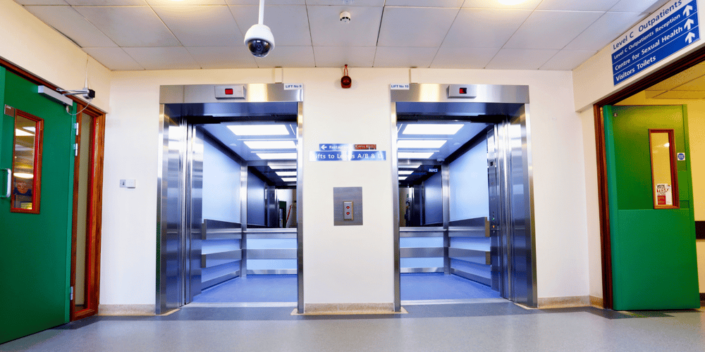 Hospital passenger lift with landing doors open